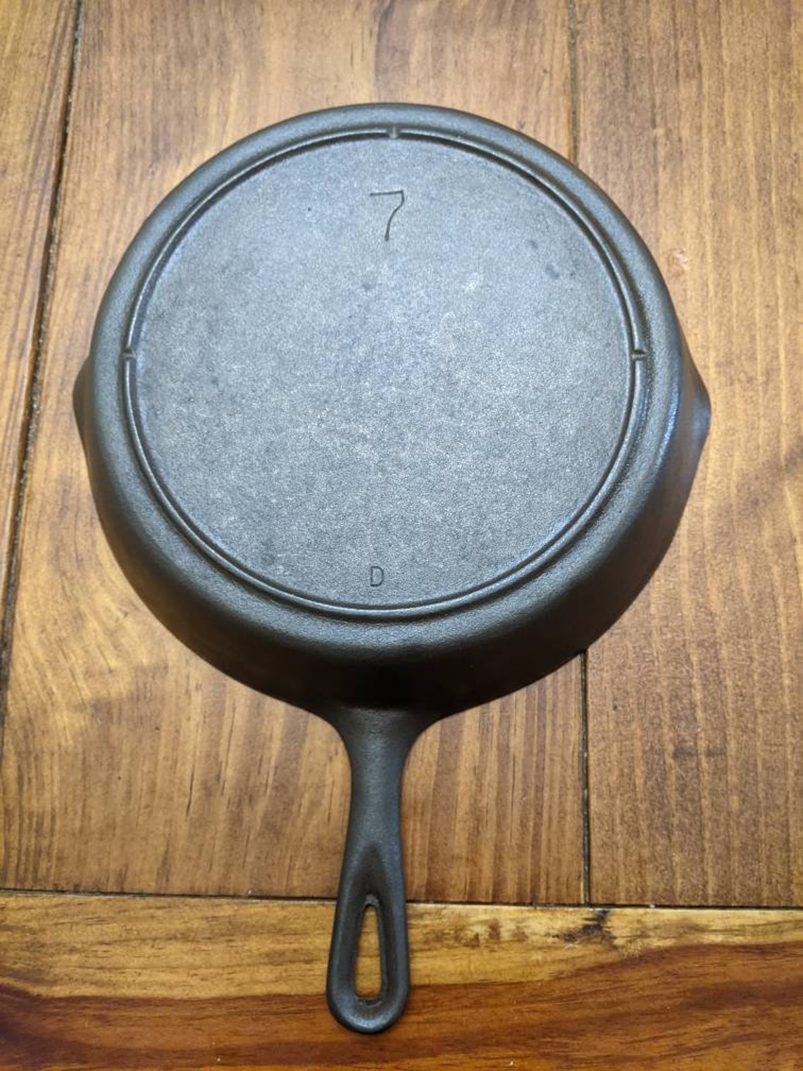Lodge 7 3 Notch Cast Iron Skillet. - Etsy Hong Kong