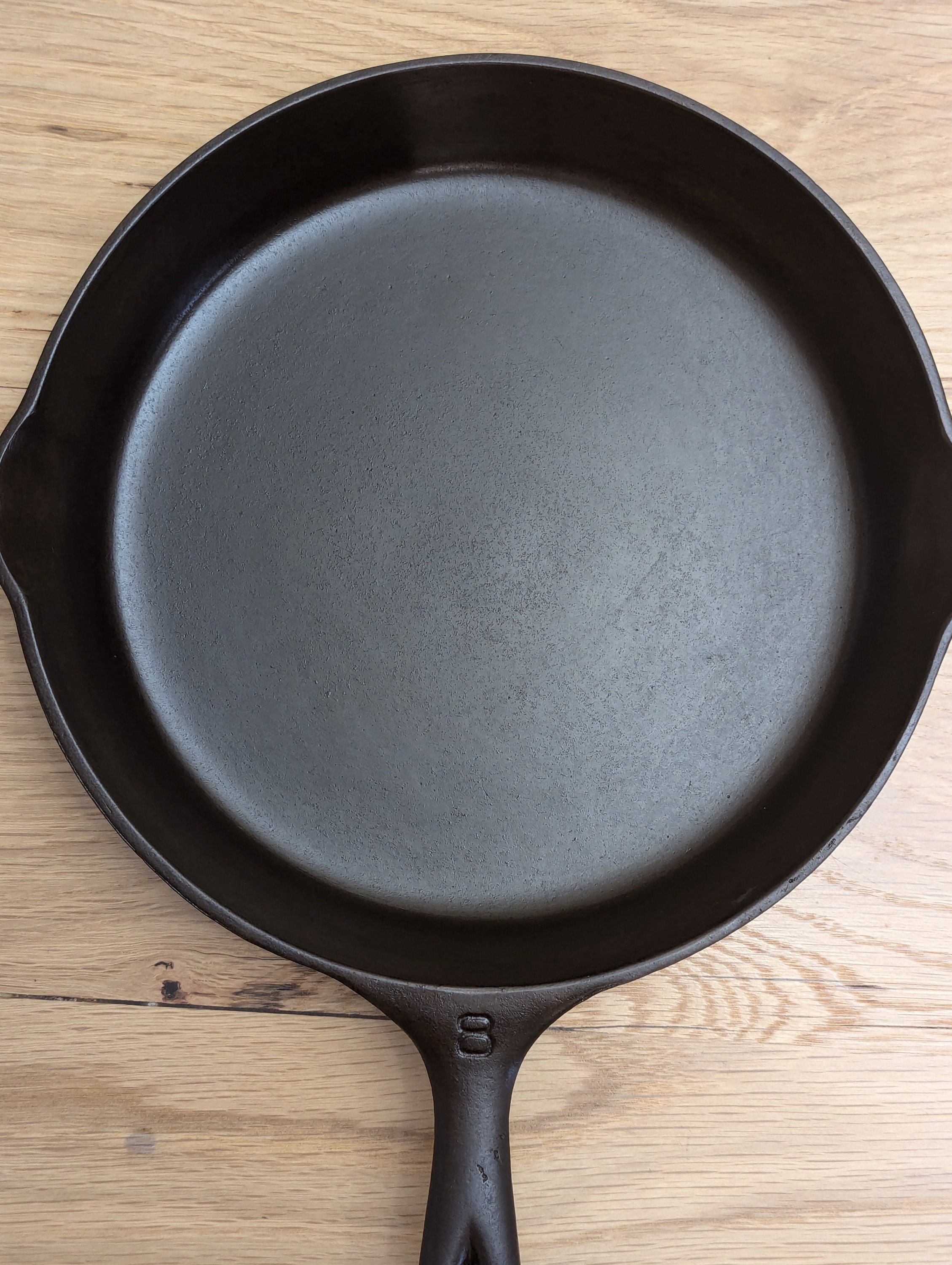 Victor #8 Cast Iron Skillet Made by Griswold - Etsy