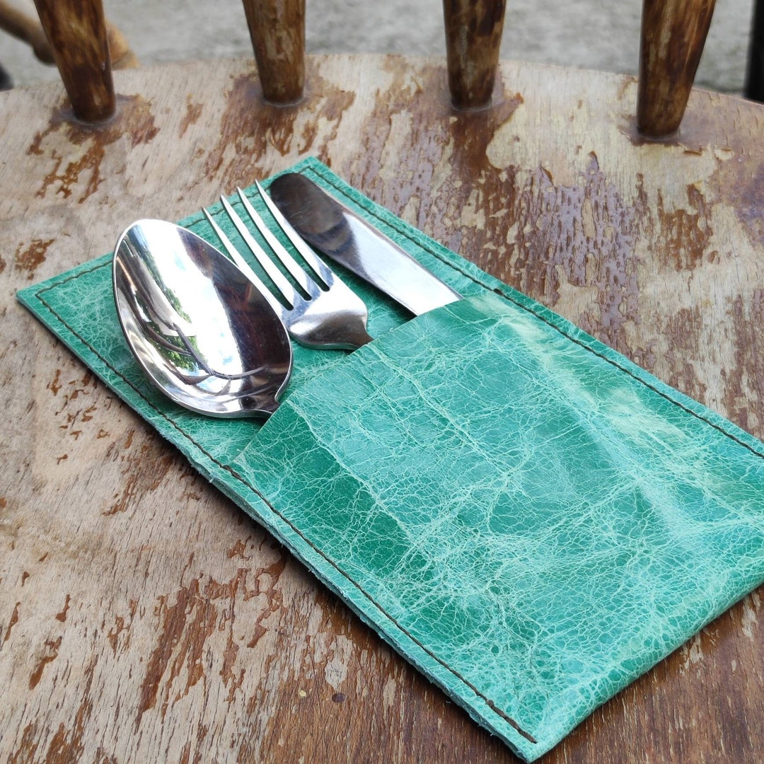 Rustic Leather Cutlery Pouch, Cafe Bar Restaurant Cutlery Organizer ...