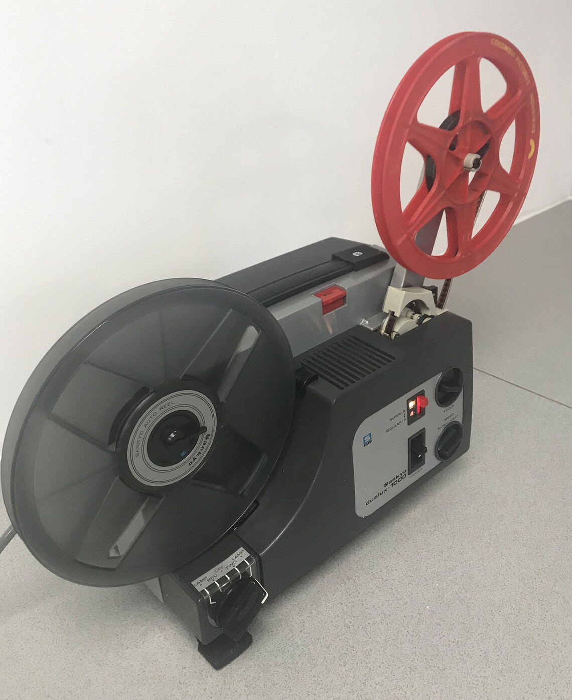 Sankyo Dualux 1000 Dual SUPER 8 8MM Variable Speed Cine Projector ...