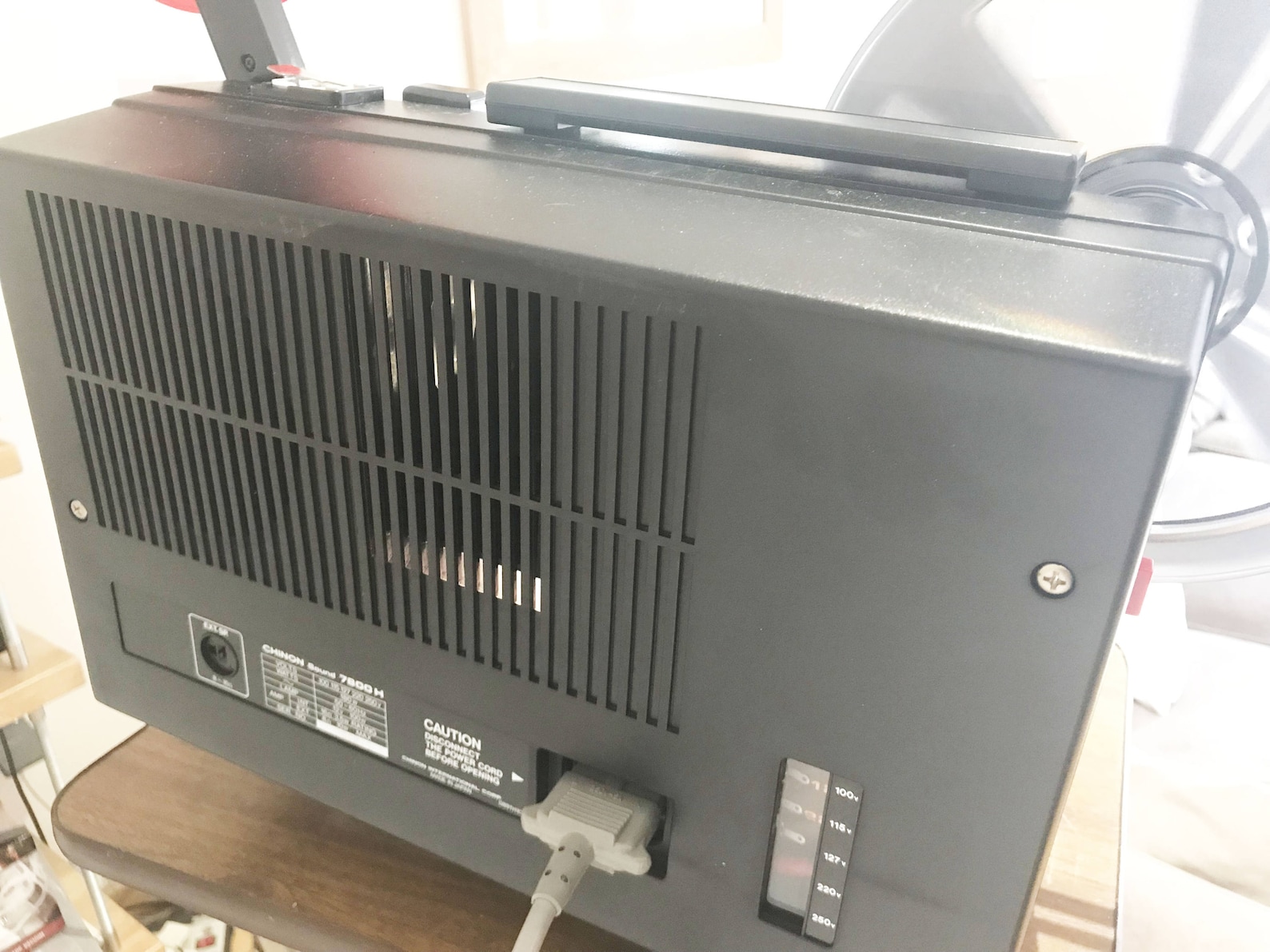 Chinon 7800 H SUPER 8 8MM Twin Track Magnetic PROJECTOR Fully Serviced ...