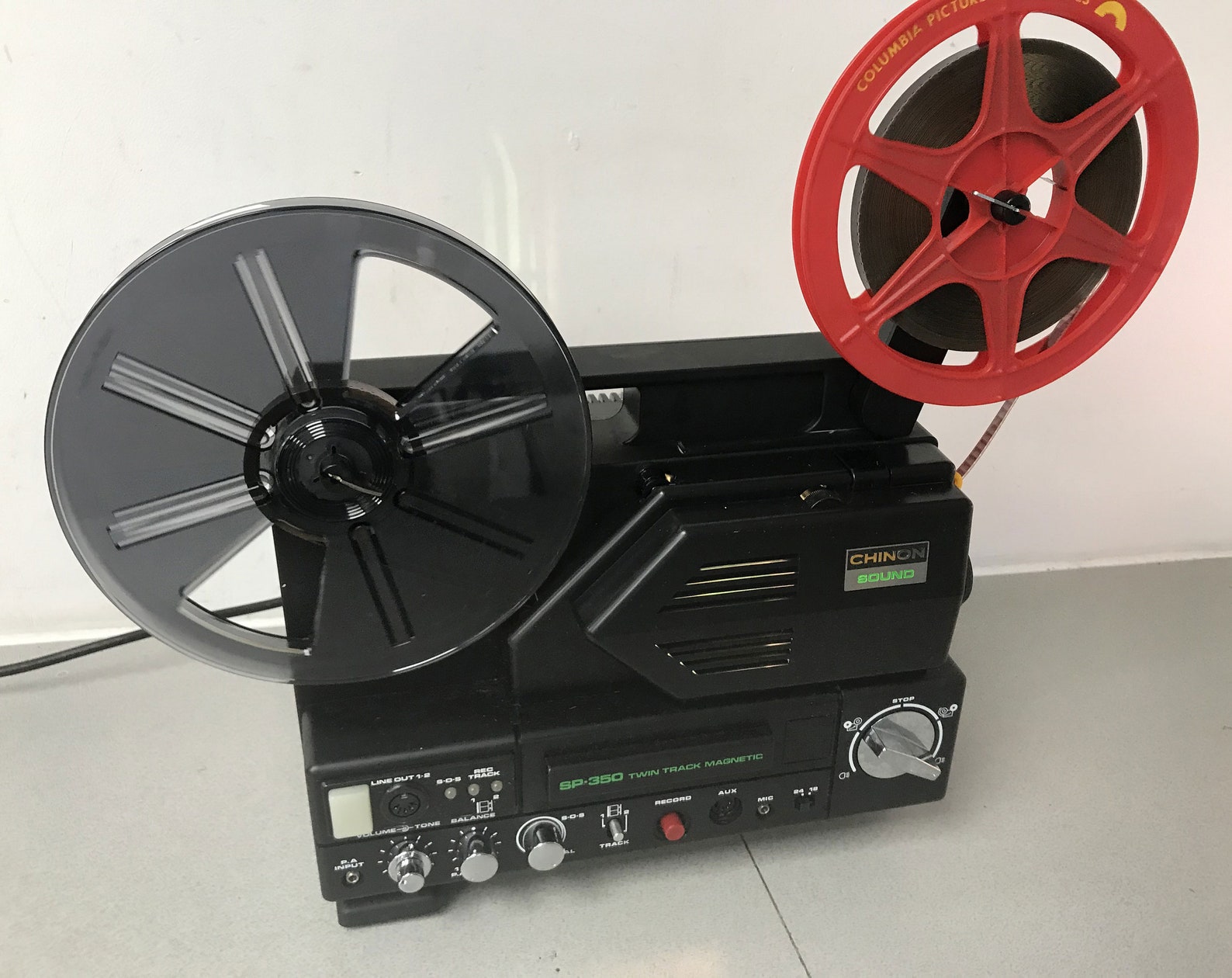 Chinon SP-350 SUPER 8 8MM Twin Track Magnetic PROJECTOR Fully Serviced ...