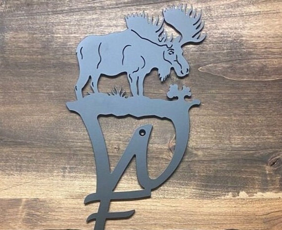 Moose Vertical Welcome Sign - Etsy