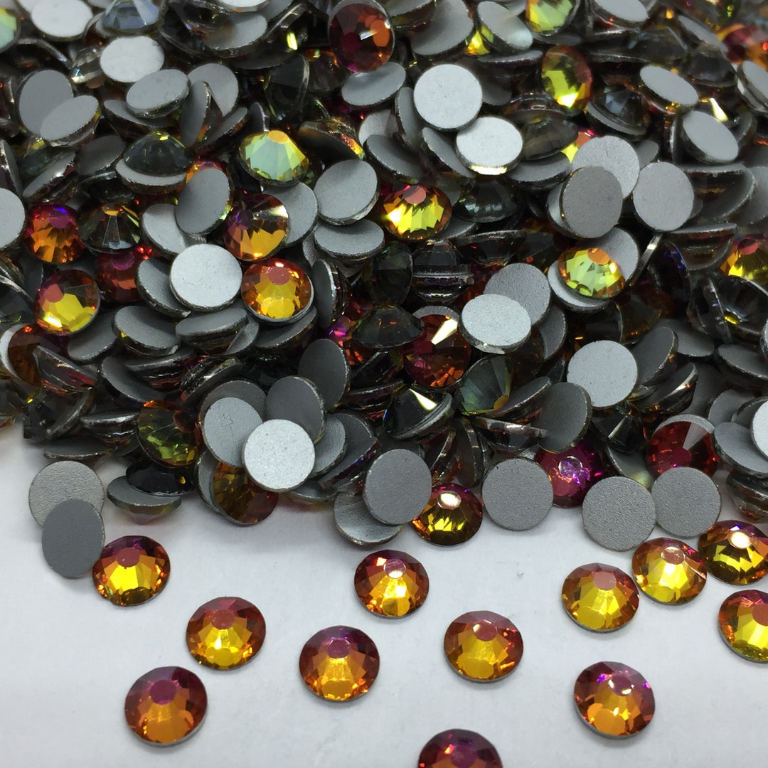 RED RAINBOW Rhinestones in Round Glass to Stick on - Home Decor ...