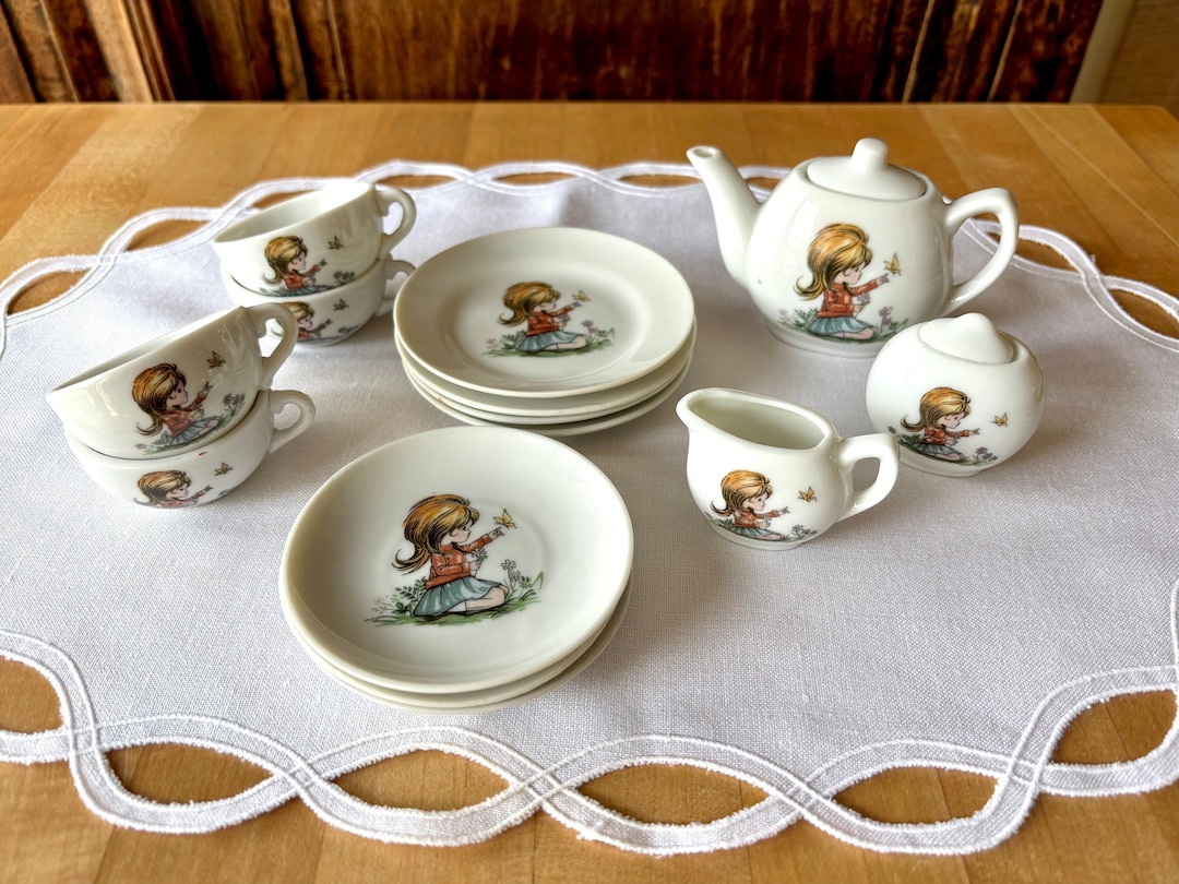 Vintage Toy China Tea Set With Little Girl Image 16 Pieces - Etsy