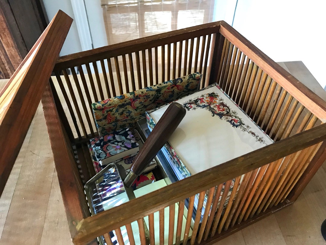 Crabtree & Evelyn Wooden Dowel Storage Accessory Box With Lid / Desk ...