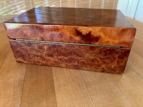 Burl Wood Jewelry Box with Ultra Suede Lining and Jew… - Gem