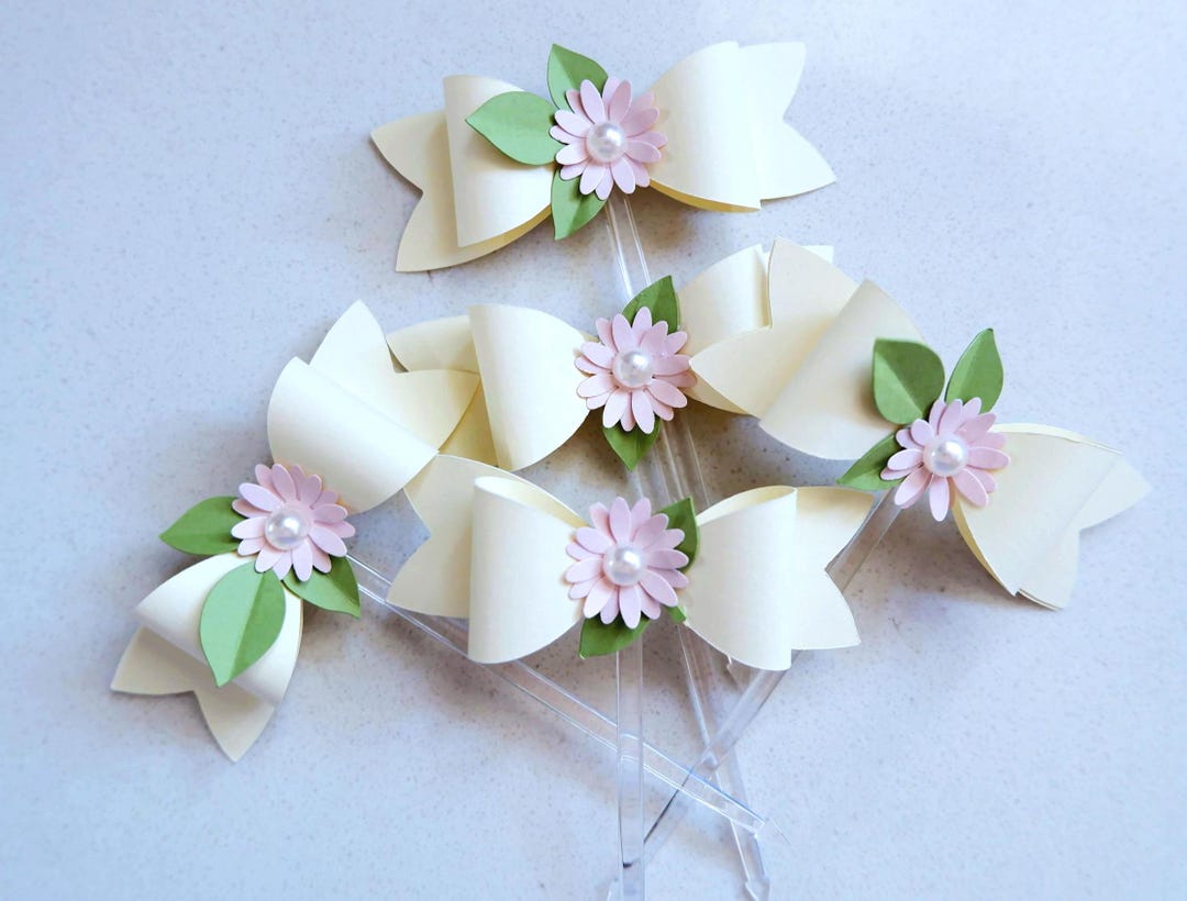 Daisy With Ribbon Cupcake Toppers/ Daisy Cupcake Toppers/ Cute Cupcake ...