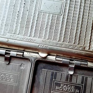 Antique Mondaine Makeup Compact Purse Carrying Case, Paris, NY Vintage ...