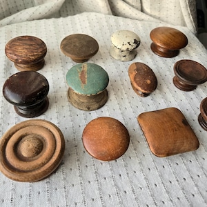 1 Vintage Old Fashioned Wood Drawer Pull Round, Vintage, Large Wooden ...