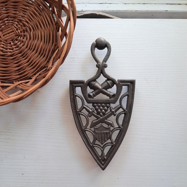 Grapes Coat of Arms - Etsy