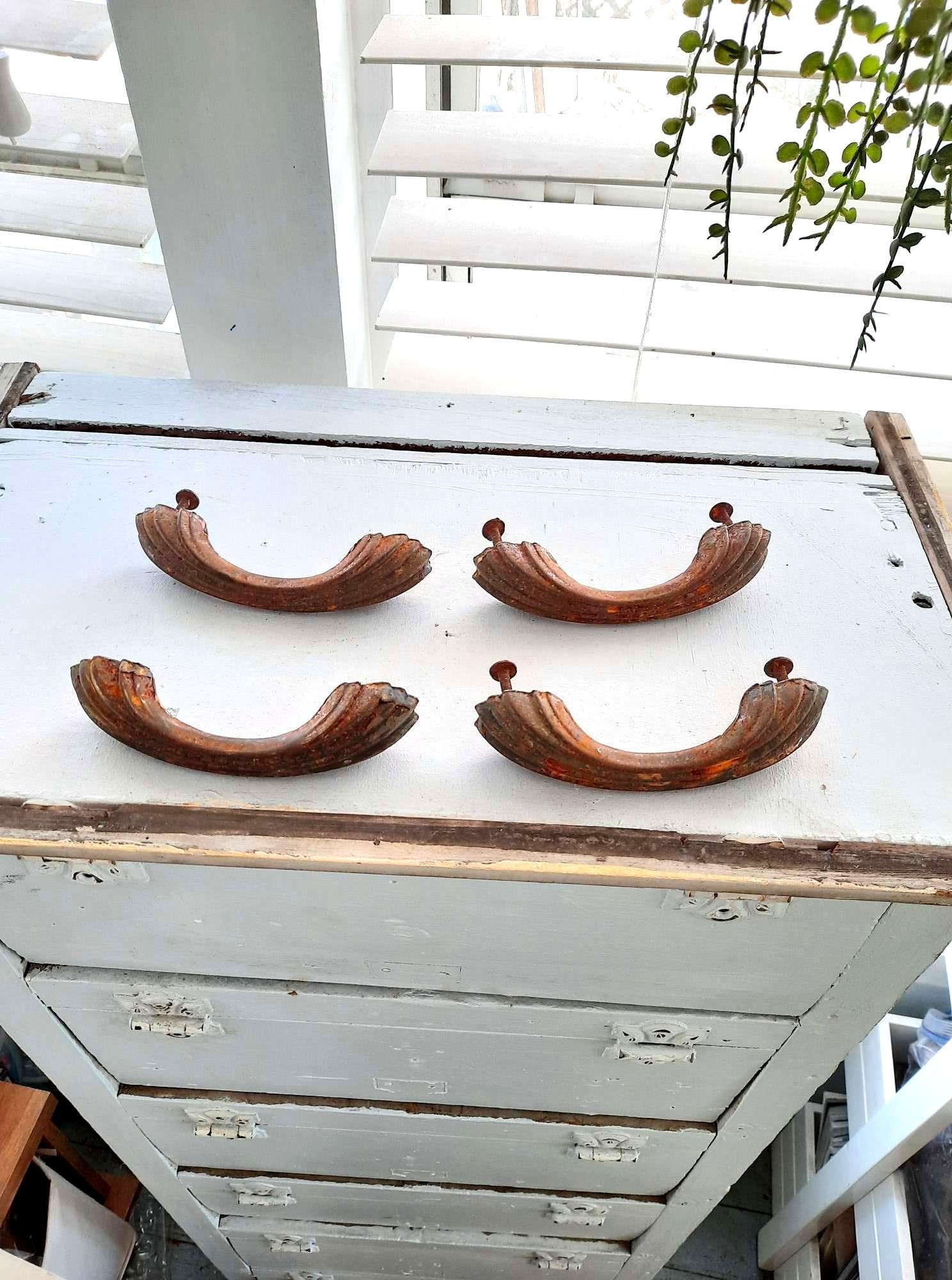 1 Antique Drawer Pull With Rust Rusty Hardware for Dresser | Etsy