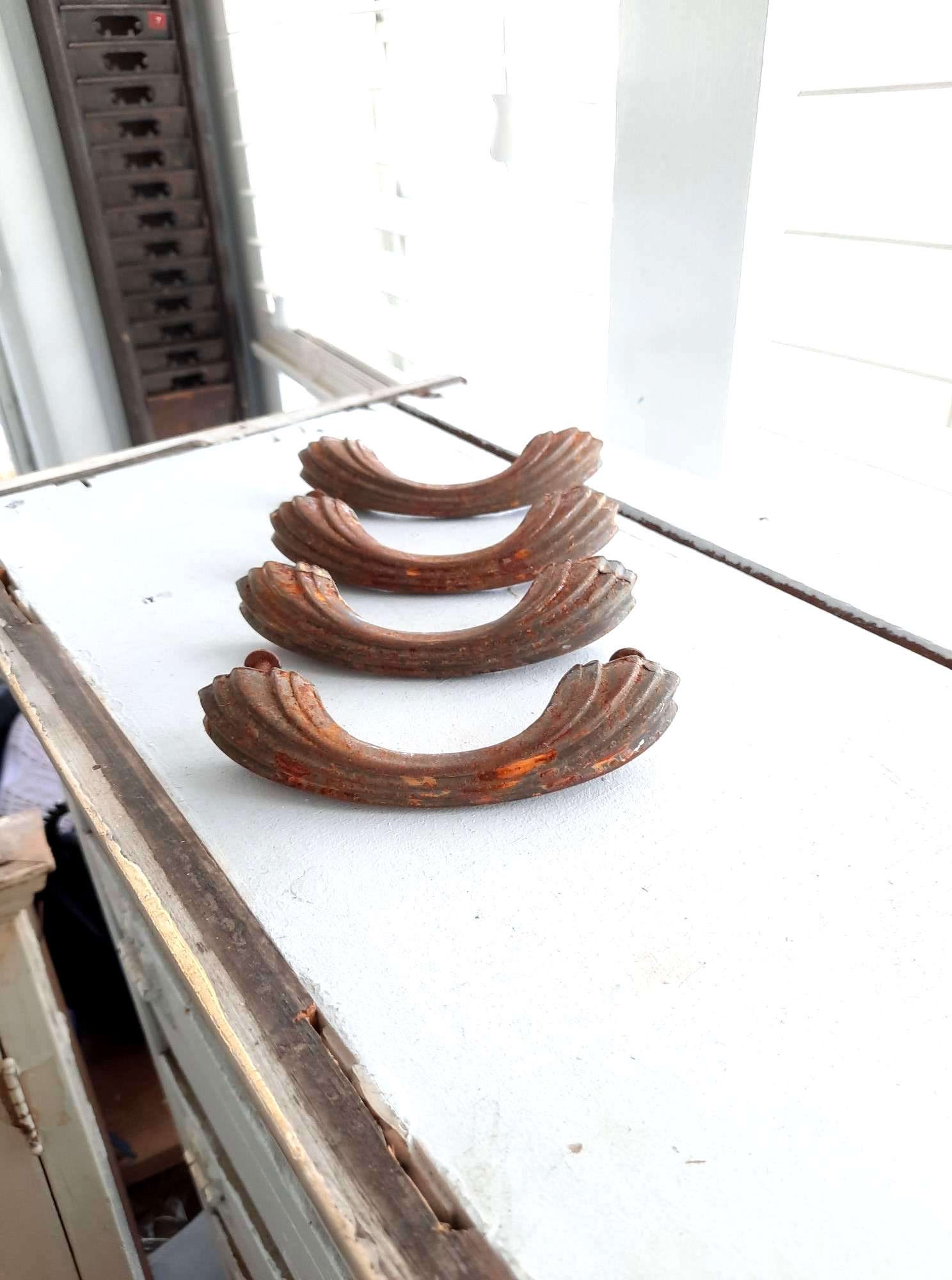 1 Antique Drawer Pull With Rust Rusty Hardware for Dresser | Etsy