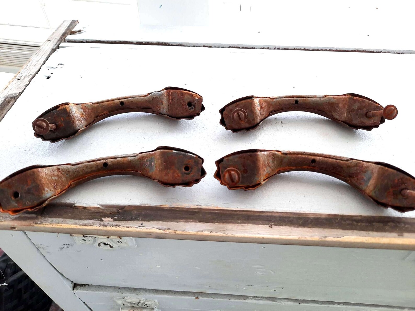 1 Antique Drawer Pull With Rust Rusty Hardware for Dresser | Etsy