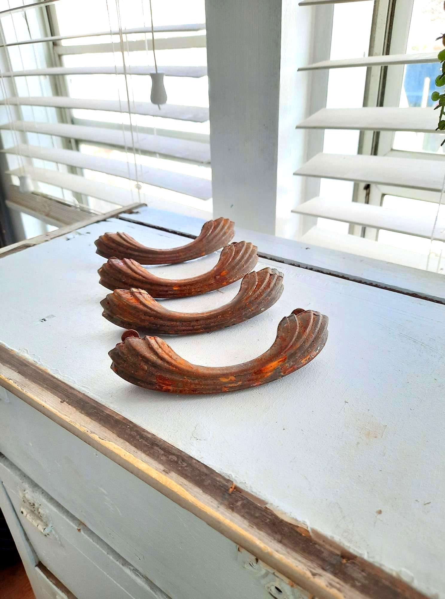 1 Antique Drawer Pull With Rust Rusty Hardware for Dresser | Etsy