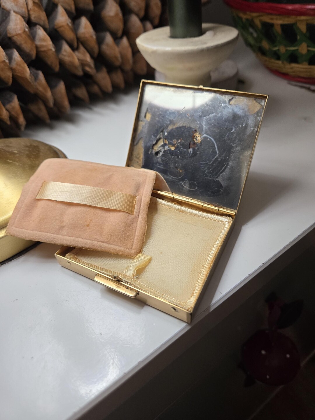 Vintage Shiny Gold Brass Compact Mirror, Cosmetic Powder Case for Women ...