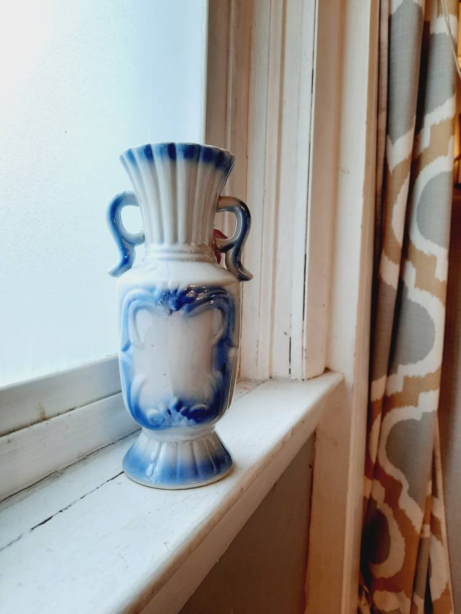 Vintage Ceramic Small Vase Lefton China Made, Asian, Blue and White ...