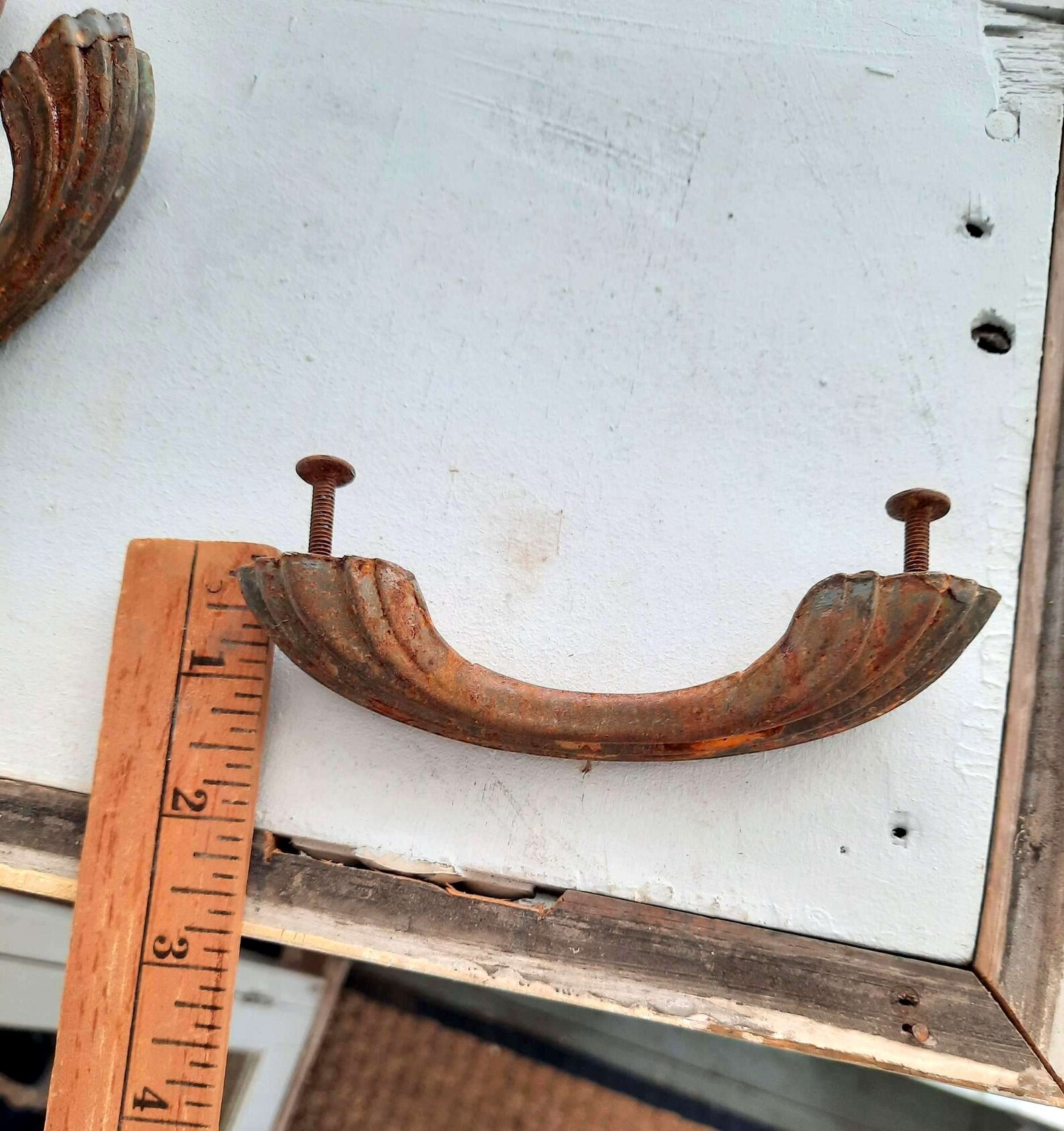 1 Antique Drawer Pull With Rust Rusty Hardware for Dresser | Etsy