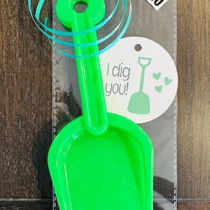 Valentine DIY Treat Shovels - Classroom Treat - Gift - Party Favor ...