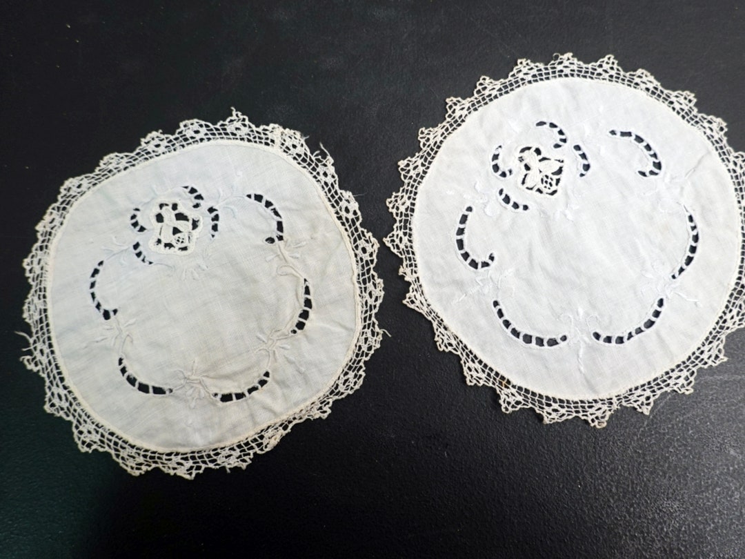 White Linen Doilies: Embroidered Lace Edges, Pair (6") Delicate ...