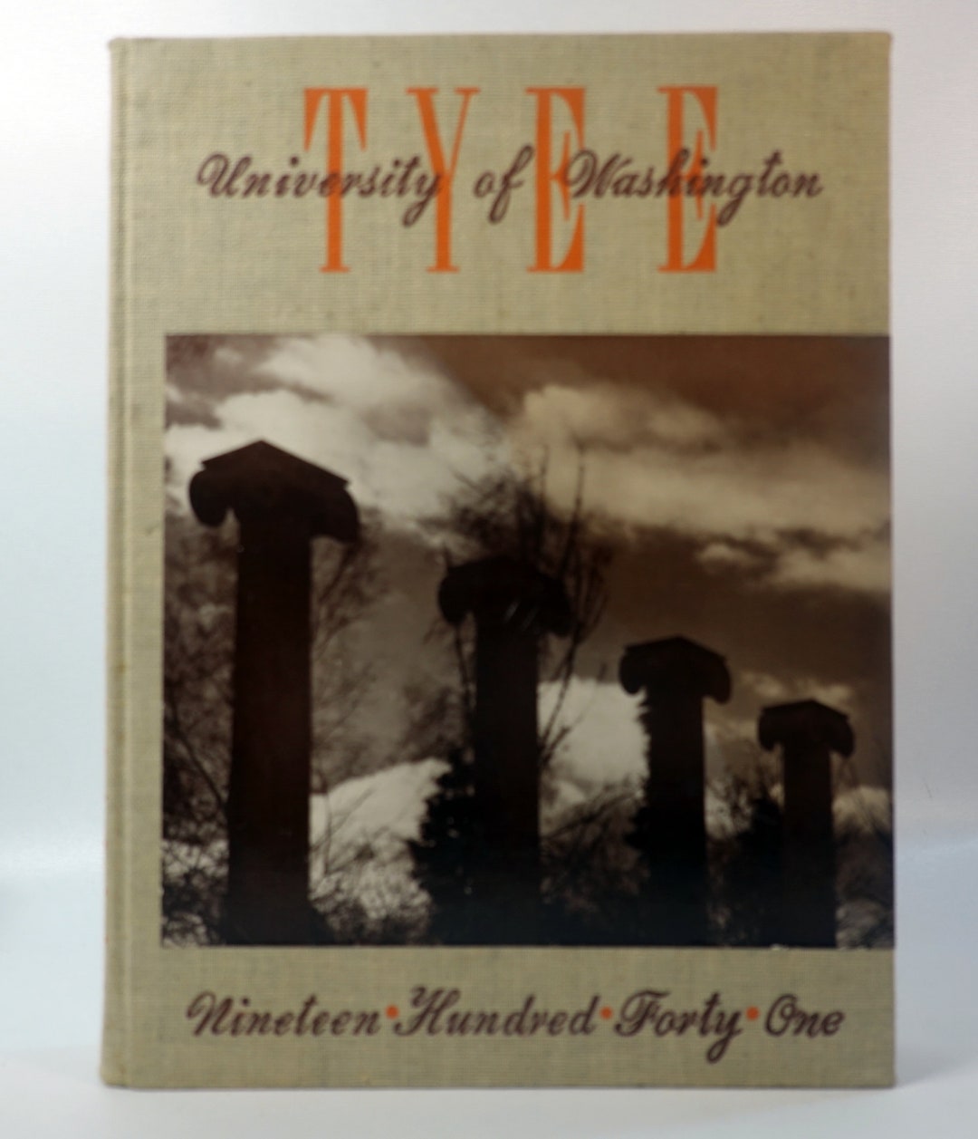 1941 TYEE University of Washington Yearbook Hardcover No Dustjacket in ...