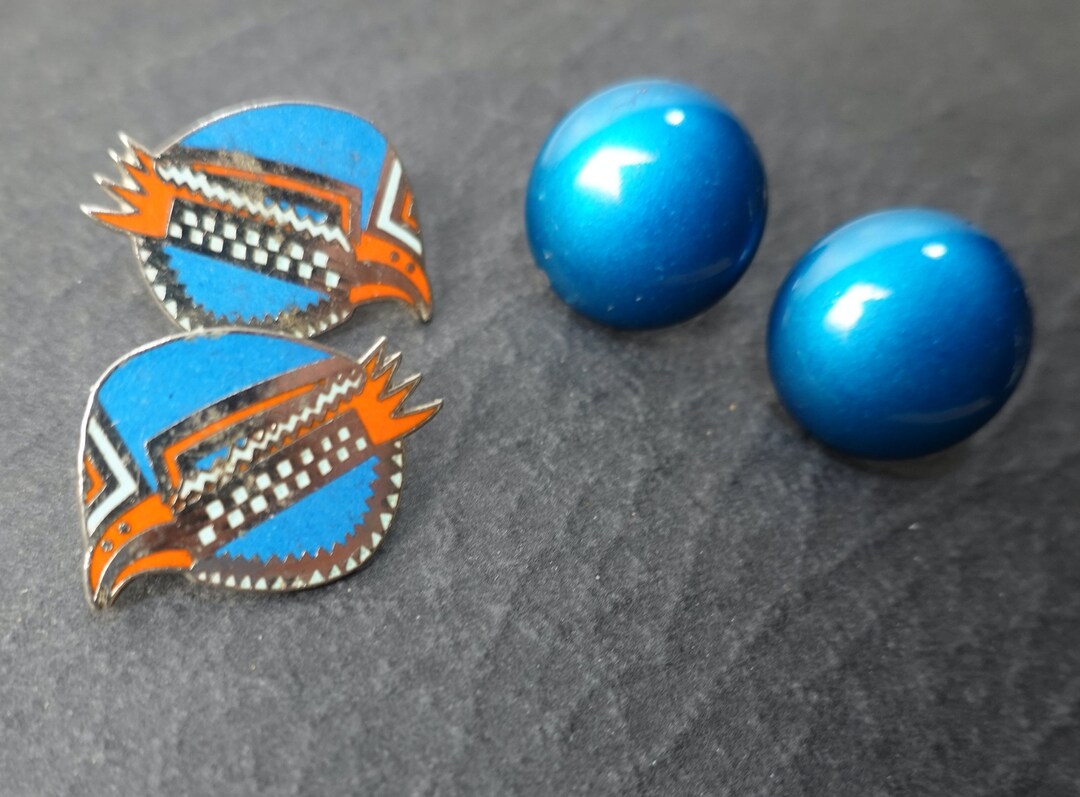 LOT OF 2 Vintage 1980s Early 1990s Era Metallic Blue Button & Tribal ...
