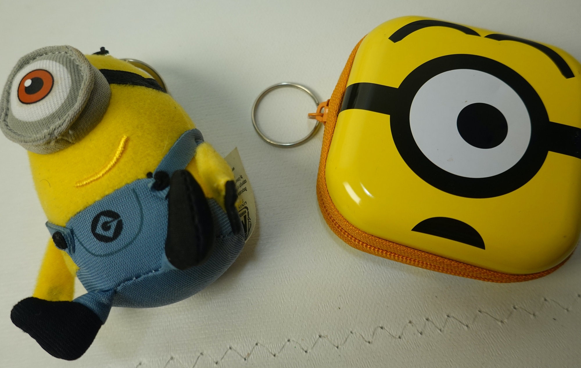 Lot of 2 Vintage Minions Gru Plush Keychain & Minion Zip Coinpouch ...