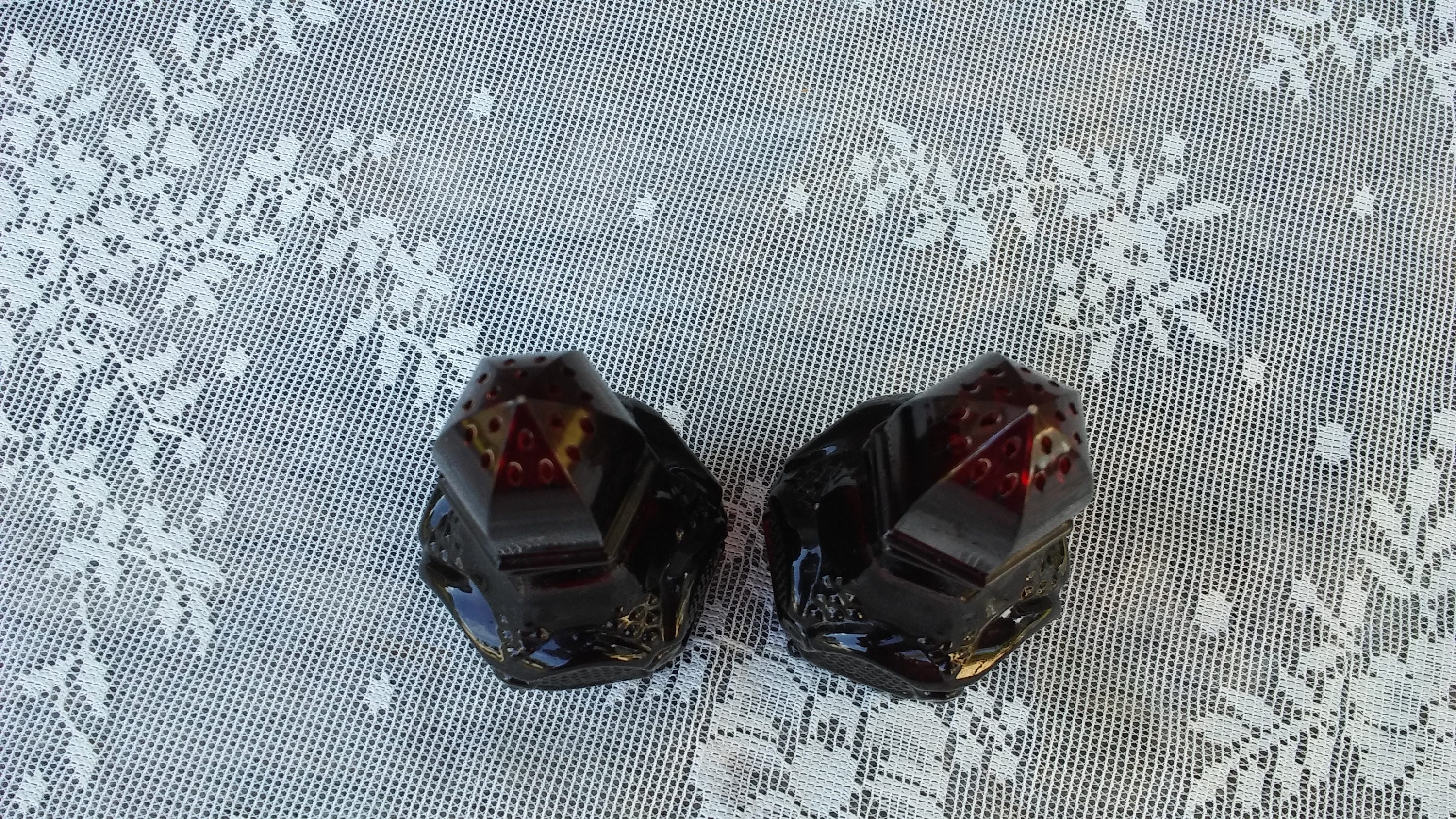 Garnet Red Salt and Pepper Shakers Cape Cod Avon by Wheaton - Etsy