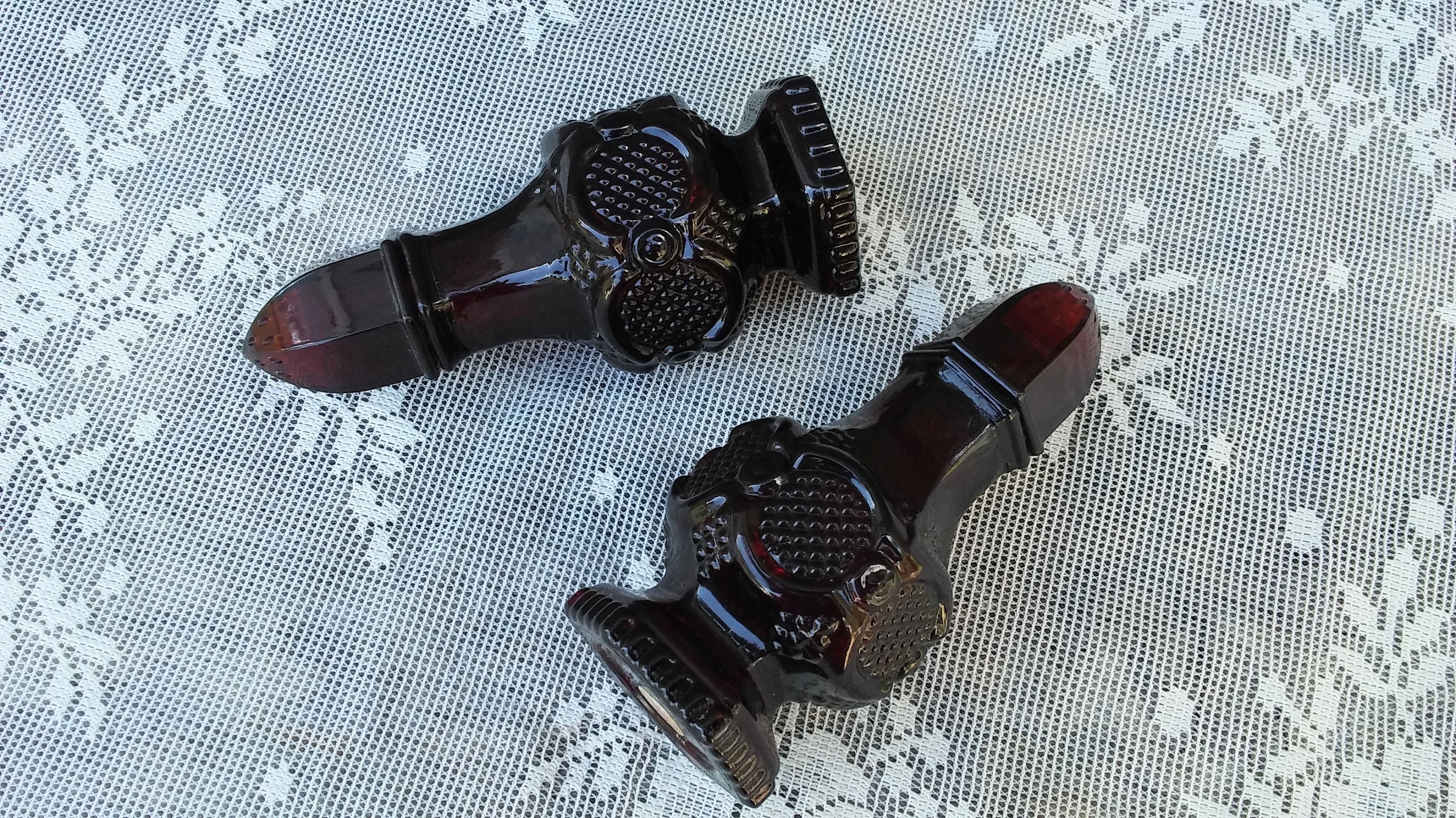 Garnet Red Salt and Pepper Shakers Cape Cod Avon by Wheaton - Etsy