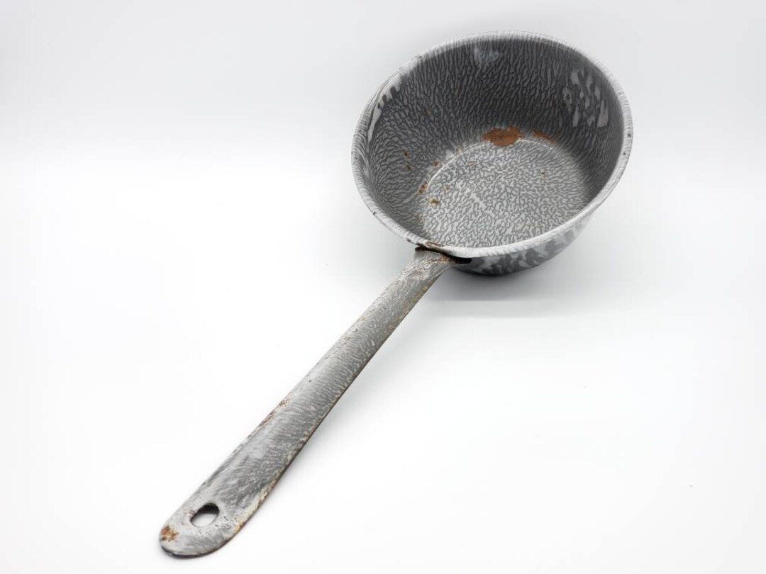 Vintage Dipper, Gray Enamelware, Long Handle, Enamelware Ladel - Etsy