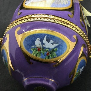 Musical Egg Shaped Music Box - Etsy