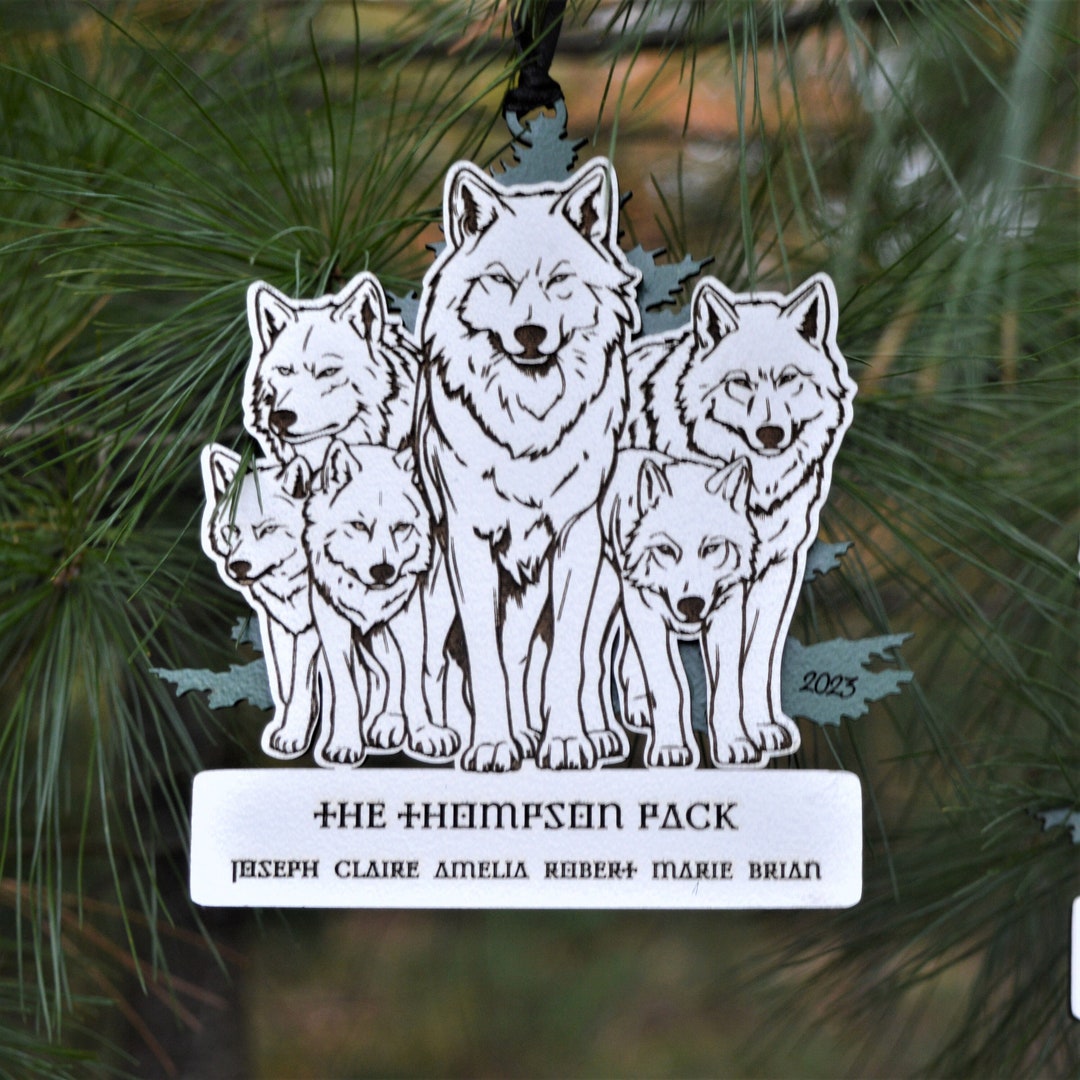 Personalized Wolf Pack Christmas Ornament: Engraved Family Names - Etsy