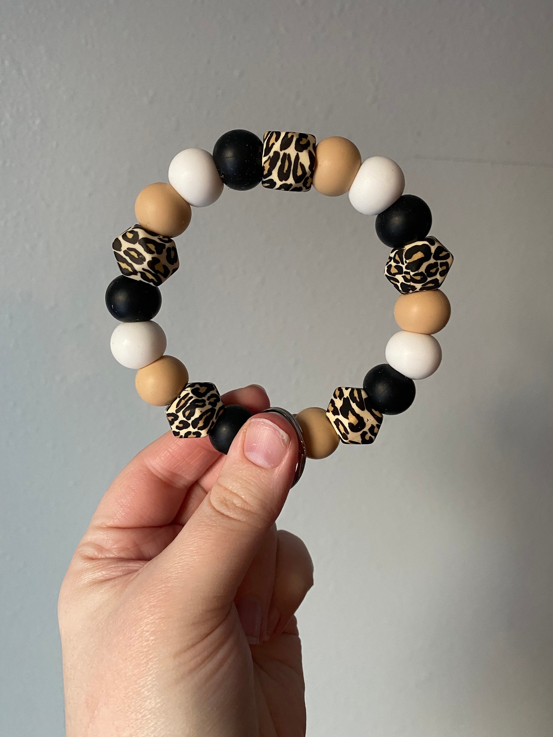 READY TO SHIP // Silicone Wristlet, Beaded Wristlet, Silicone Bead ...