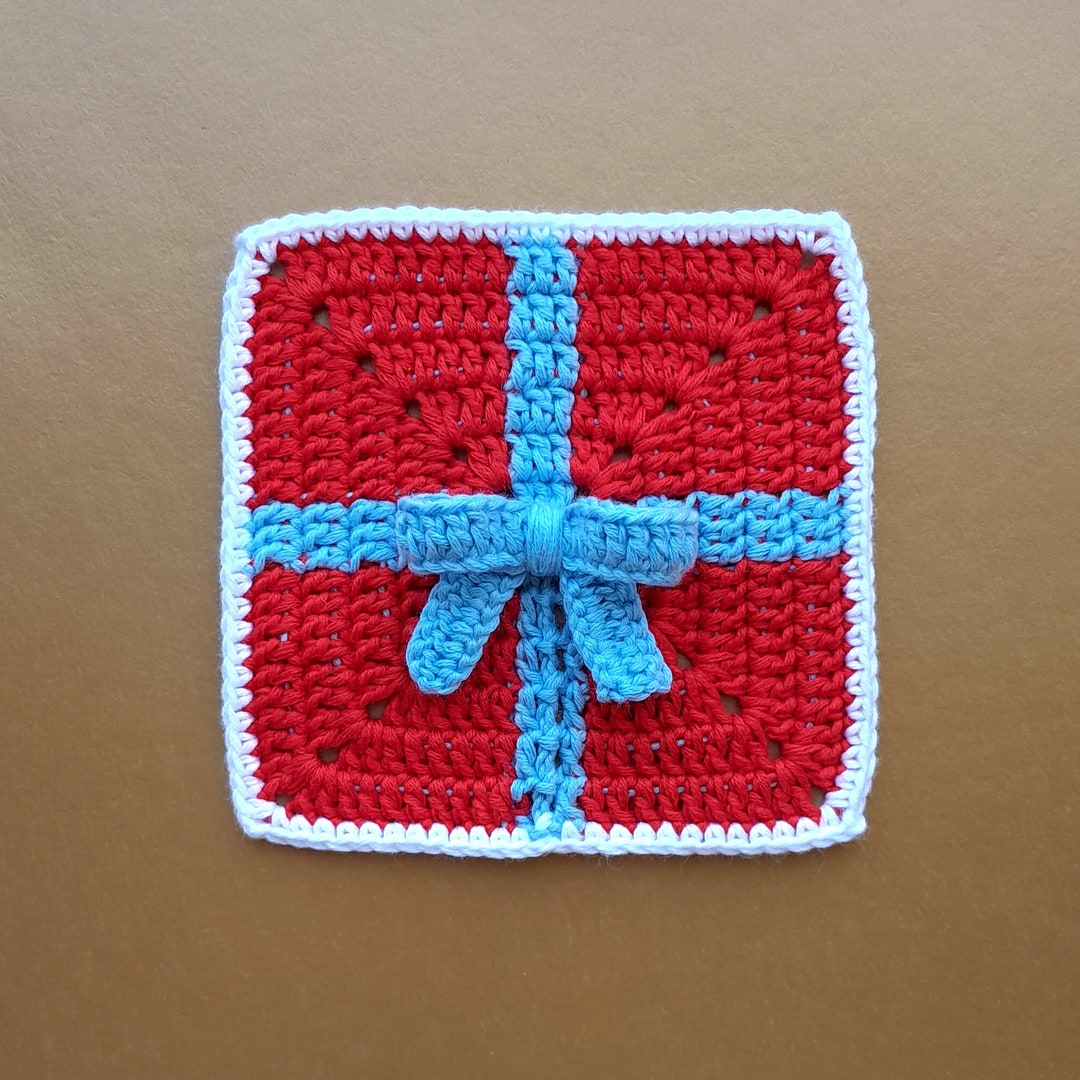 Christmas Gift Granny Square Crochet Pattern (PDF Download) - Etsy