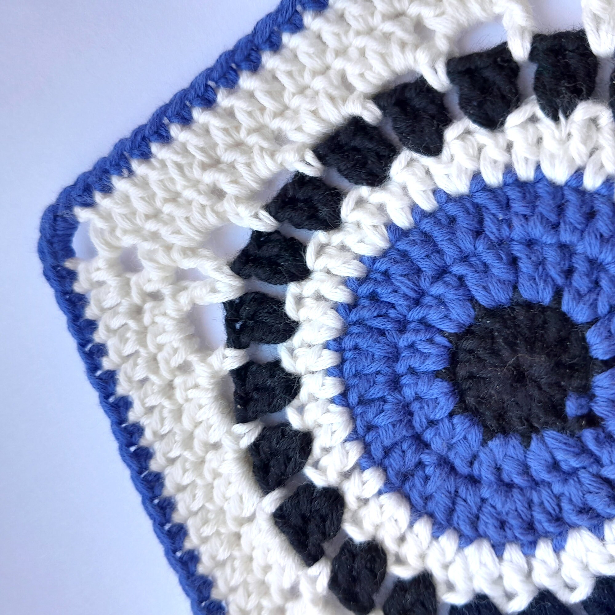 Granny Square Evil Eye Crochet Pattern (PDF Download) - Etsy