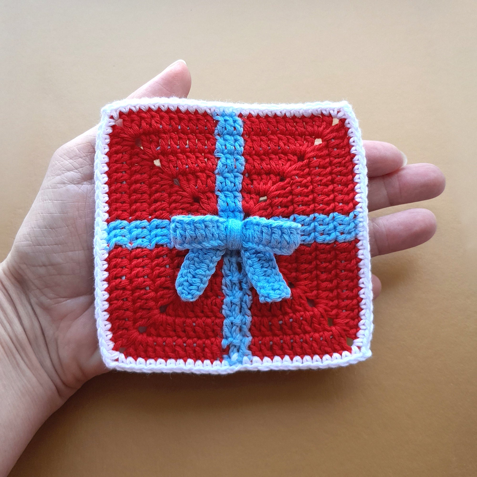 Christmas Gift Granny Square Crochet Pattern (PDF Download) - Etsy