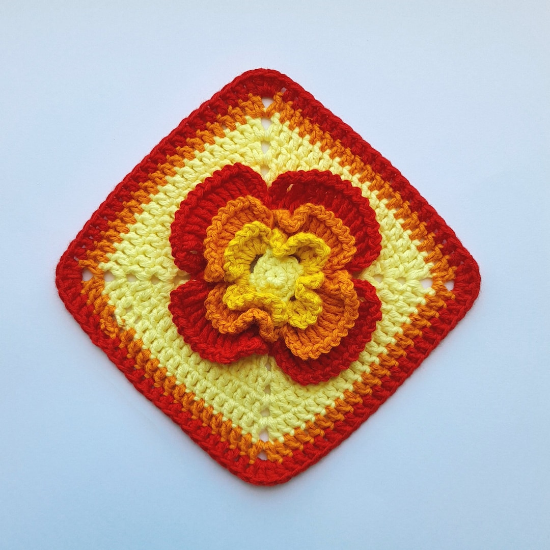 Granny Square Flower Pattern, Crochet Granny Square Flower Tutorial ...