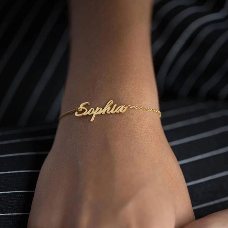 Custom Name Bracelets in Script Fonts, Christmas Gift, Personalized ...