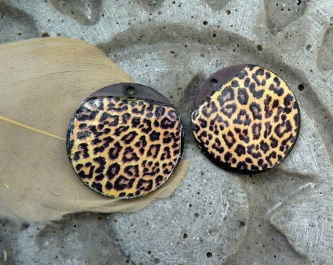 Enamelled Charms on Copper-panther-round Pendant-african Charms-25 Mm ...