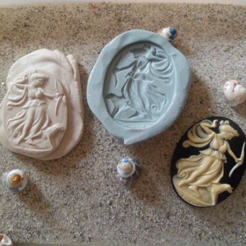 Intaglio Mold - Etsy