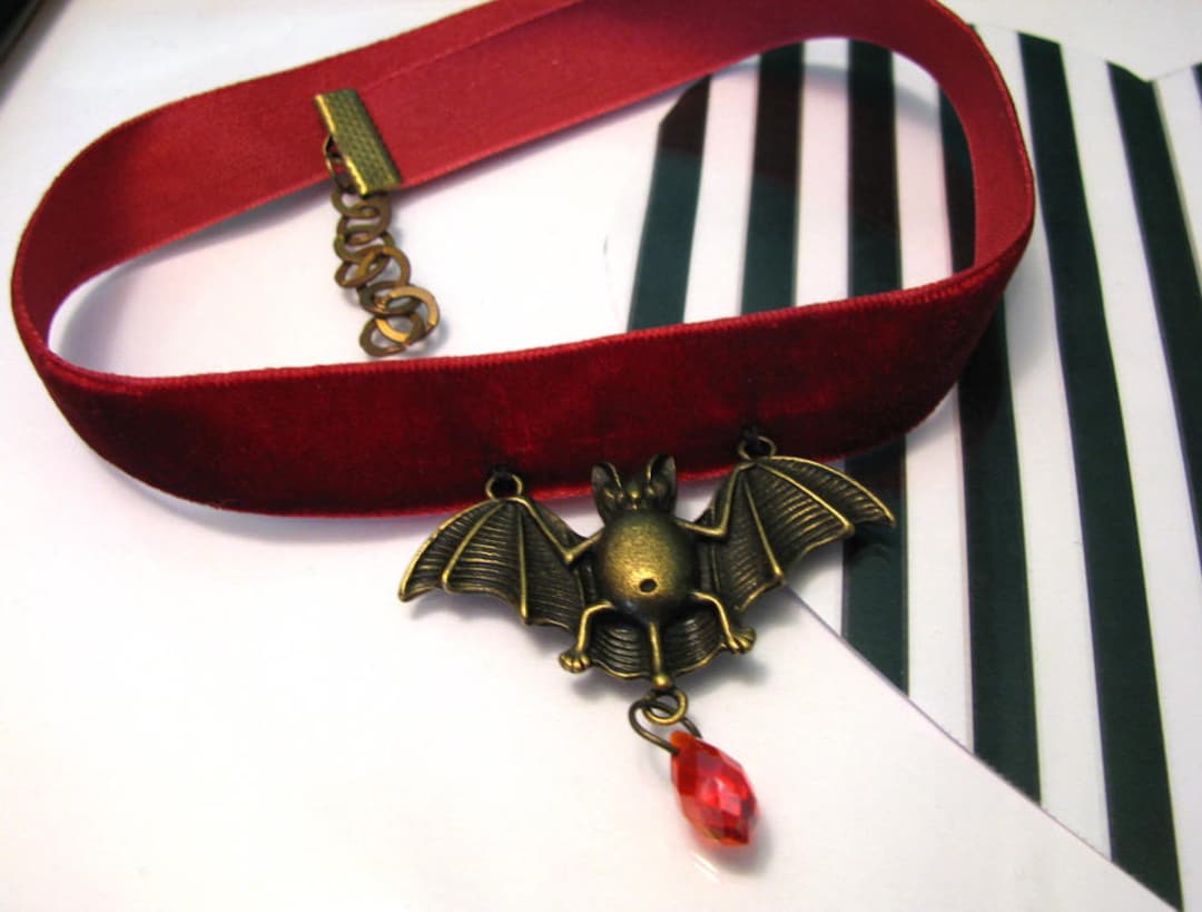 Vintage Style Medieval Victorian Choker Necklace/red Velvet Choker ...