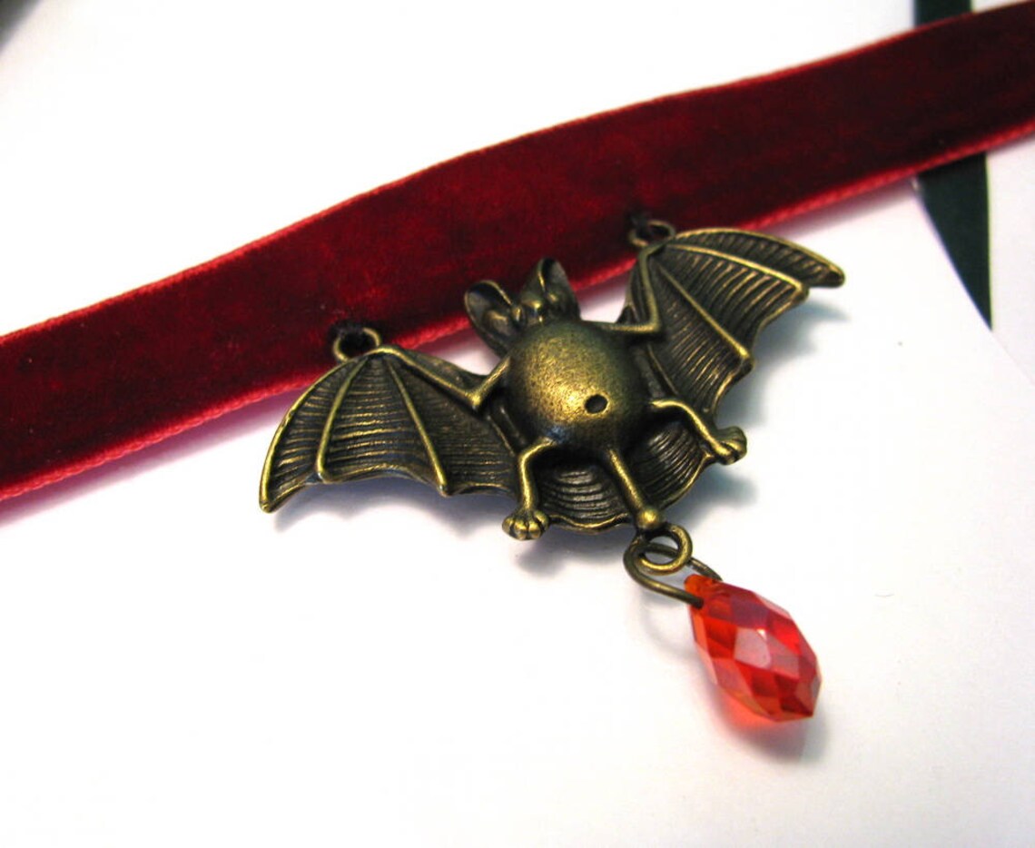 Vintage Style Medieval Victorian Choker Necklace/red Velvet Choker ...