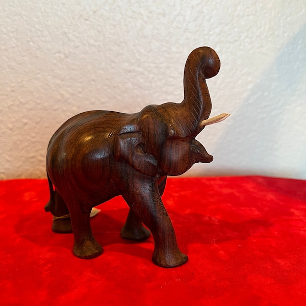 Wood Carved Elephants - Etsy