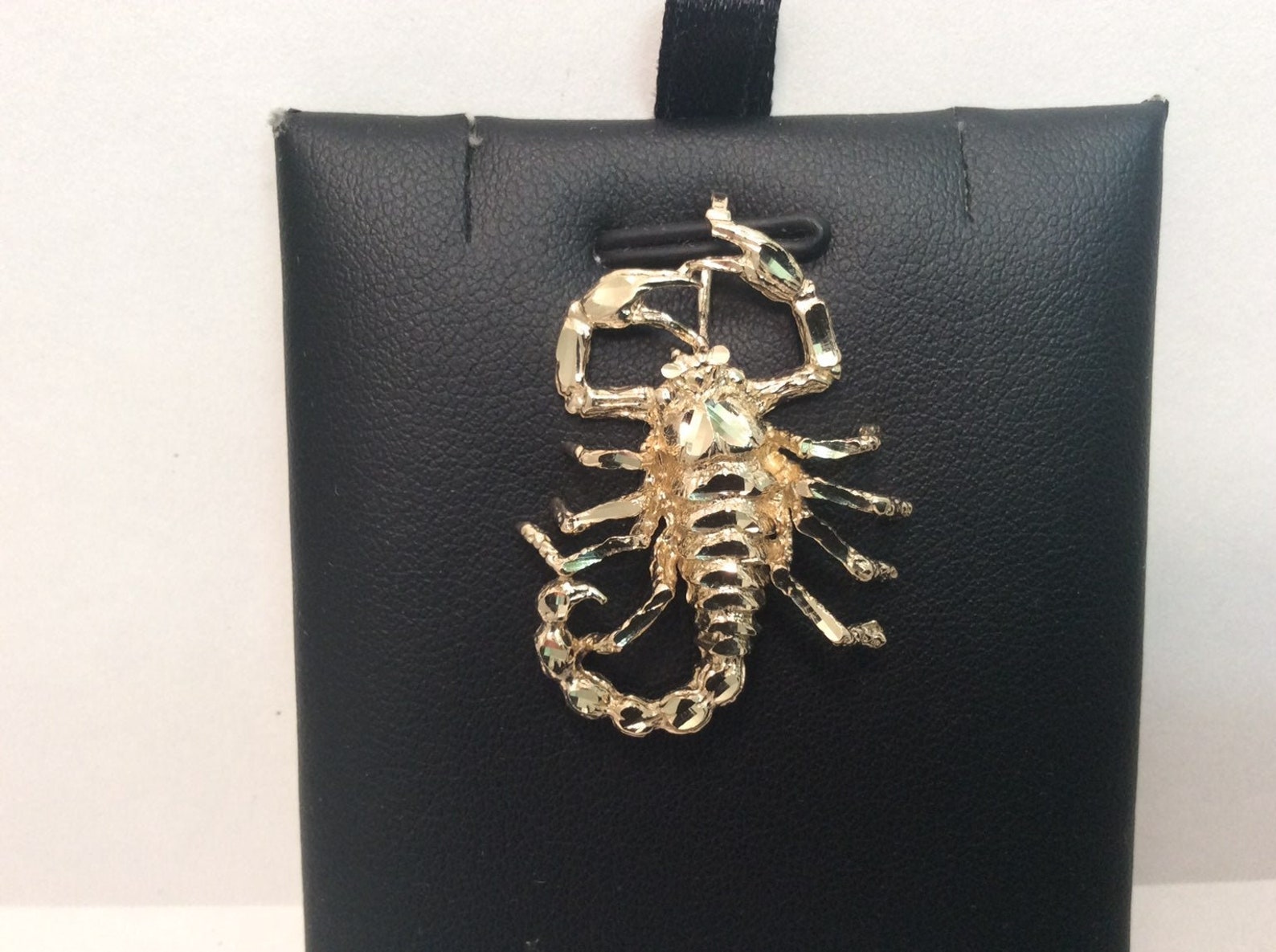 10K Solid Yellow REAL Gold Scorpion Pendant 3D Scorpio Zodiac | Etsy