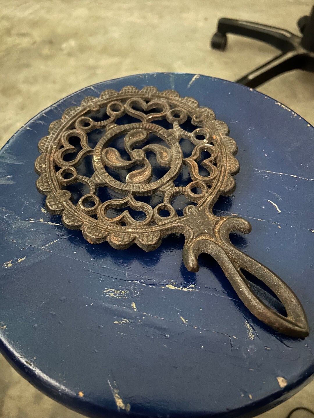 Vintage Wilton Trivet-rare Piece - Etsy