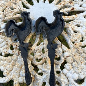 Vintage Cast Iron Rooster Hooks - Etsy