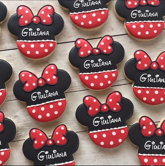 Minnie Mouse Shaped Cookies