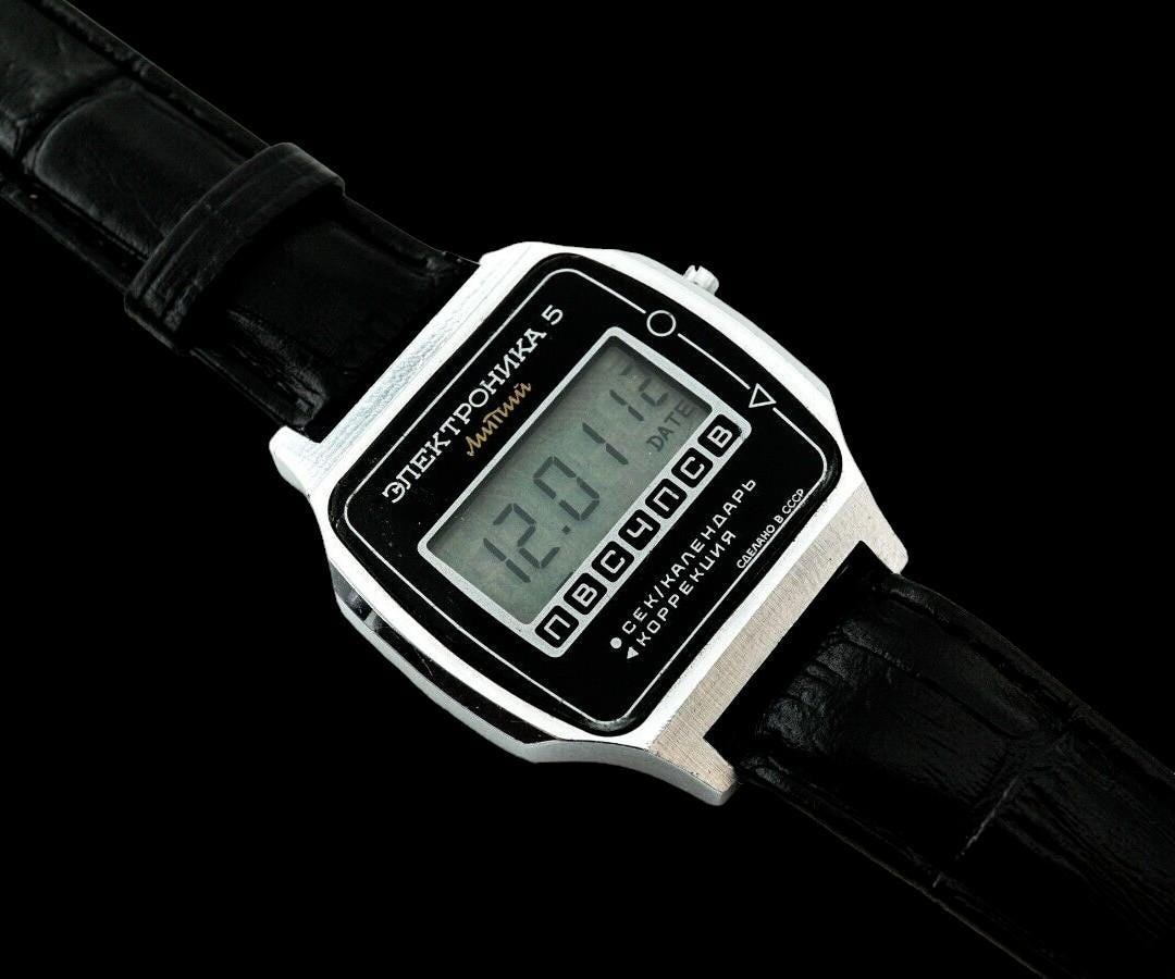 Vintage 24 Hour Dial LCD Soviet Quartz Watch Elektronika 5 Lithium ...