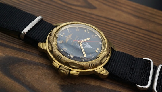 Vintage soviet military watch Vostok Komandirskie Pil… - Gem