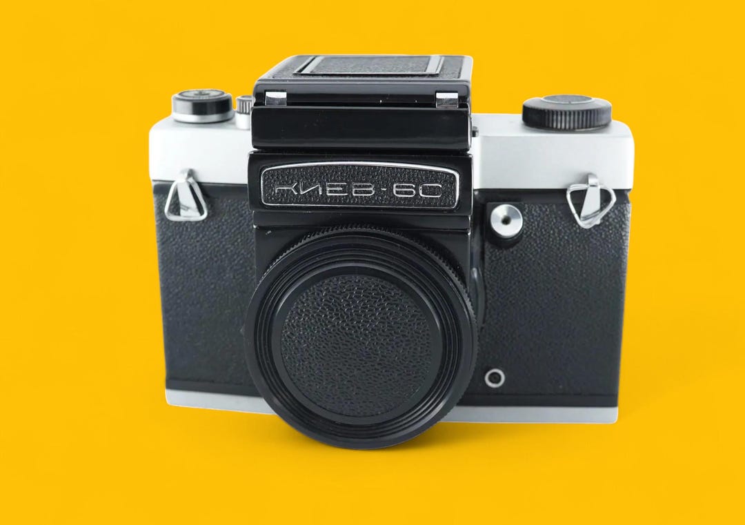 Vintage KIEV 6C 6x6 Medium Format Camera, With Case, Shaft Viewfinder ...
